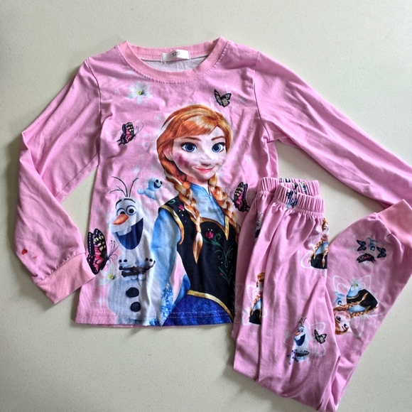 Disney | Pajamas | Elsa Pajamas Set | Poshmark
